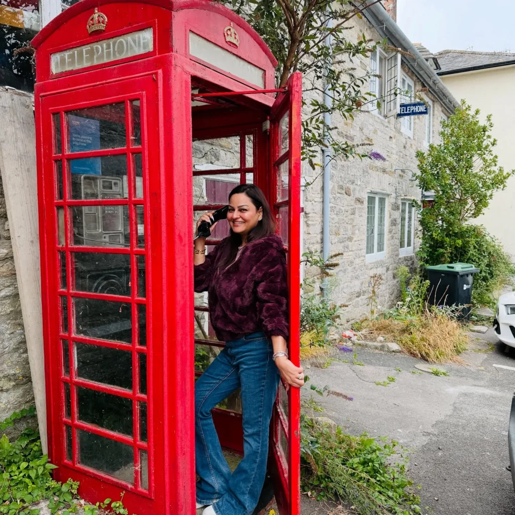 Javeria Abbasi Shares Family Vacation Pictures from London - BuzzPK